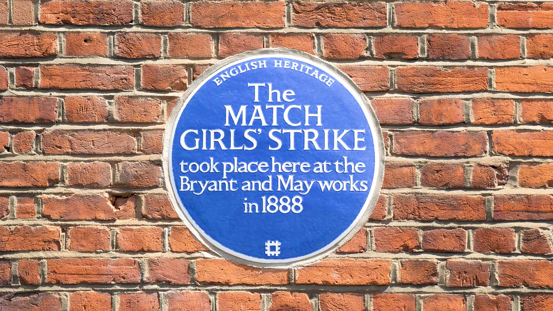 English Heritage's Blue Plaque App Privacy Policy | English Heritage