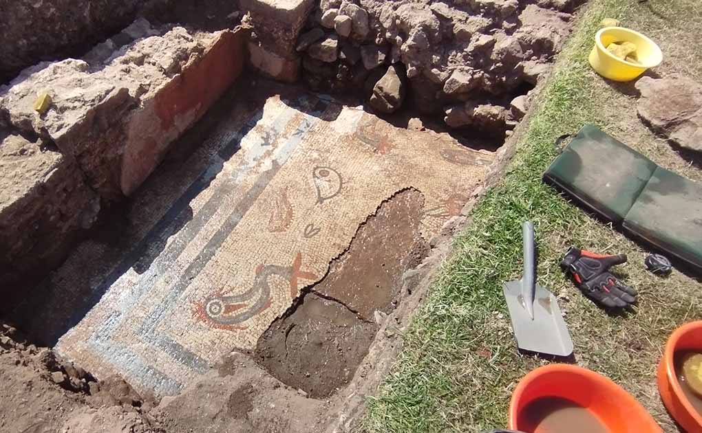 2000 year old mosaic discovered | English Heritage