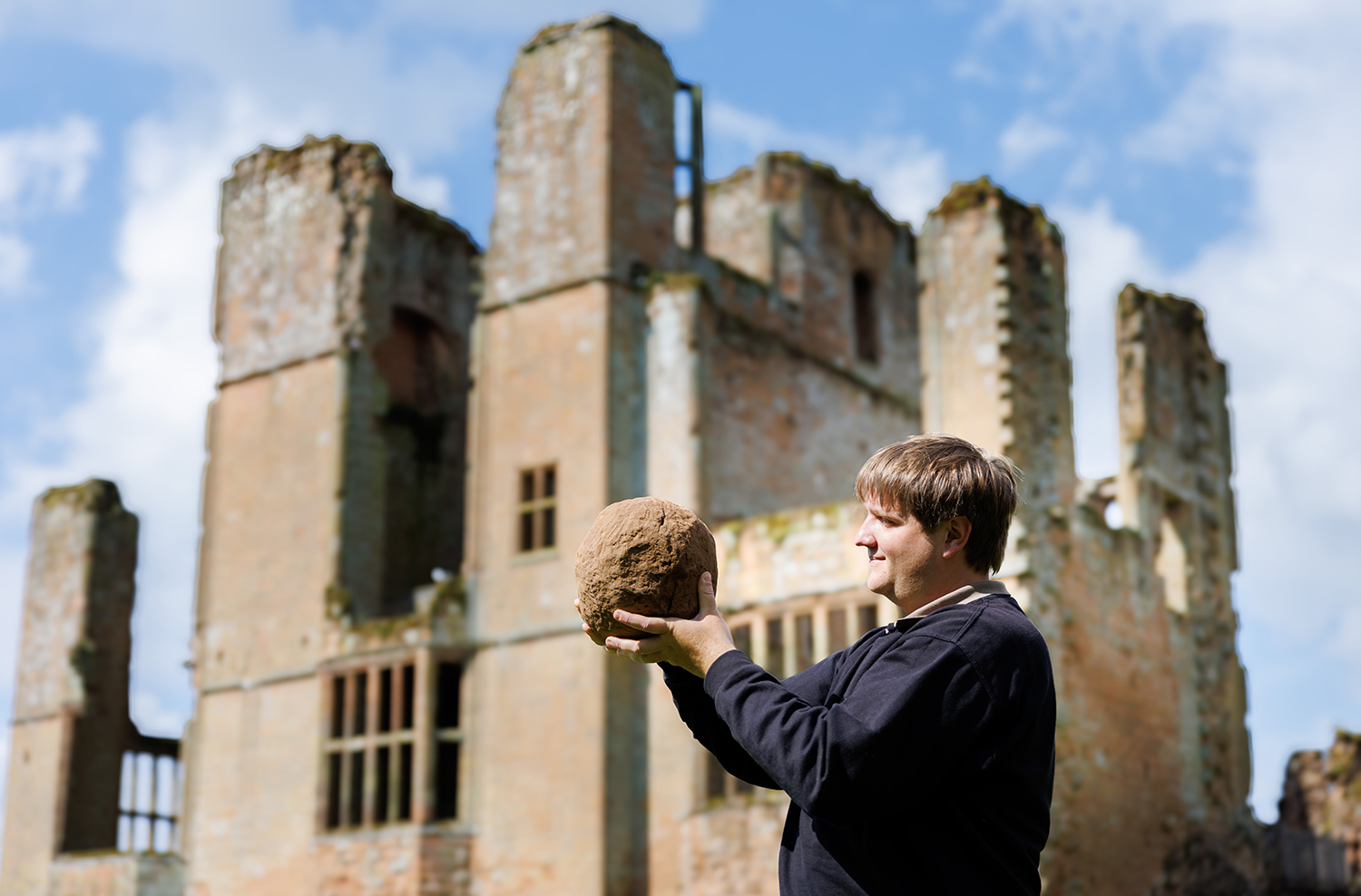 Giant catapult shots from 1266 attack discovered at Kenilworth Castle ...