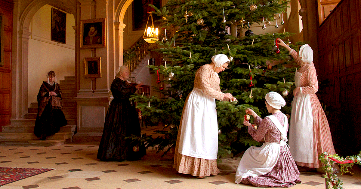 Christmas Traditions, crafts, recipes and more | English Heritage