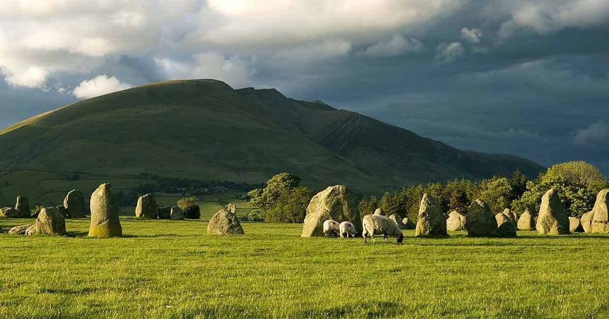 Prehistoric Monuments in England | English Heritage