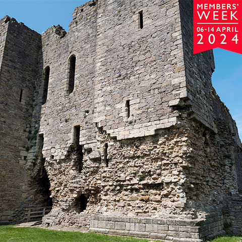 Middleham Castle | English Heritage