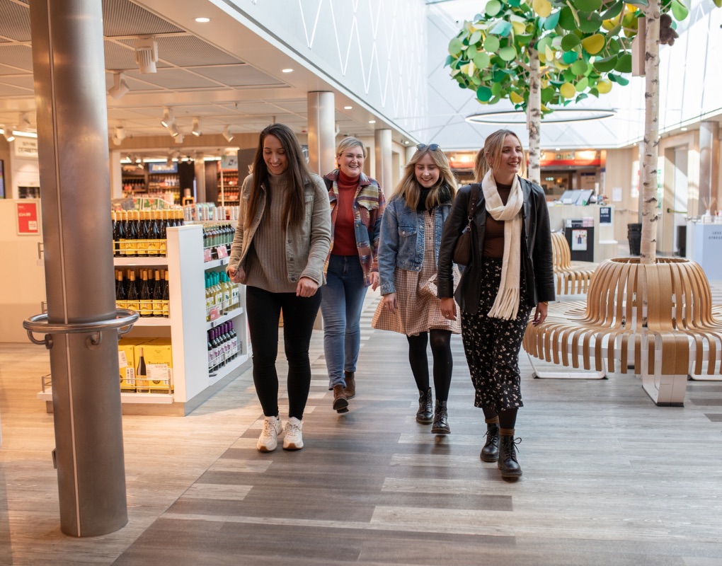 Members' Rewards Features: DFDS | English Heritage