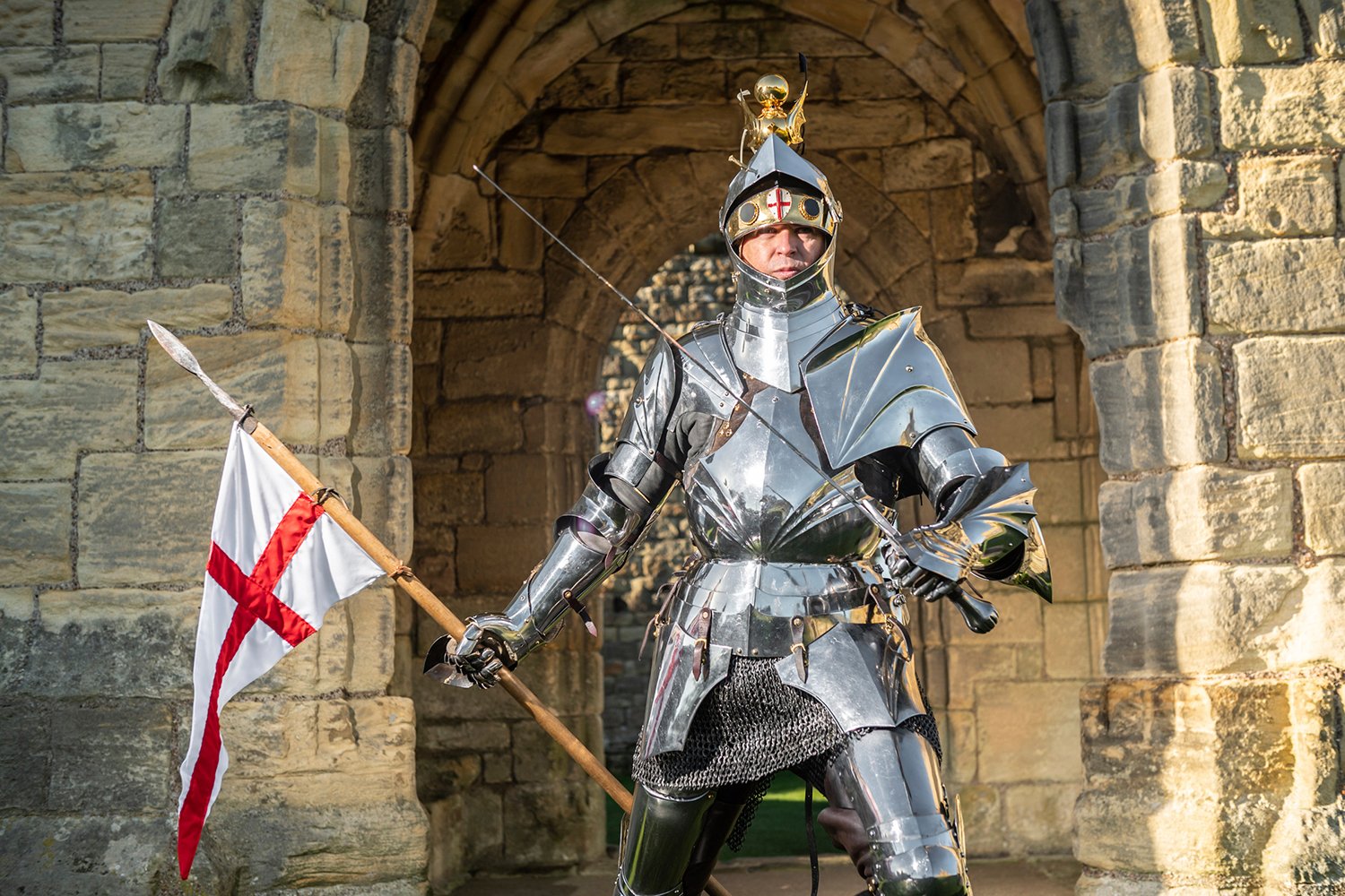 Everything you need to know about St George and the Farleigh Hungerford mural | English Heritage