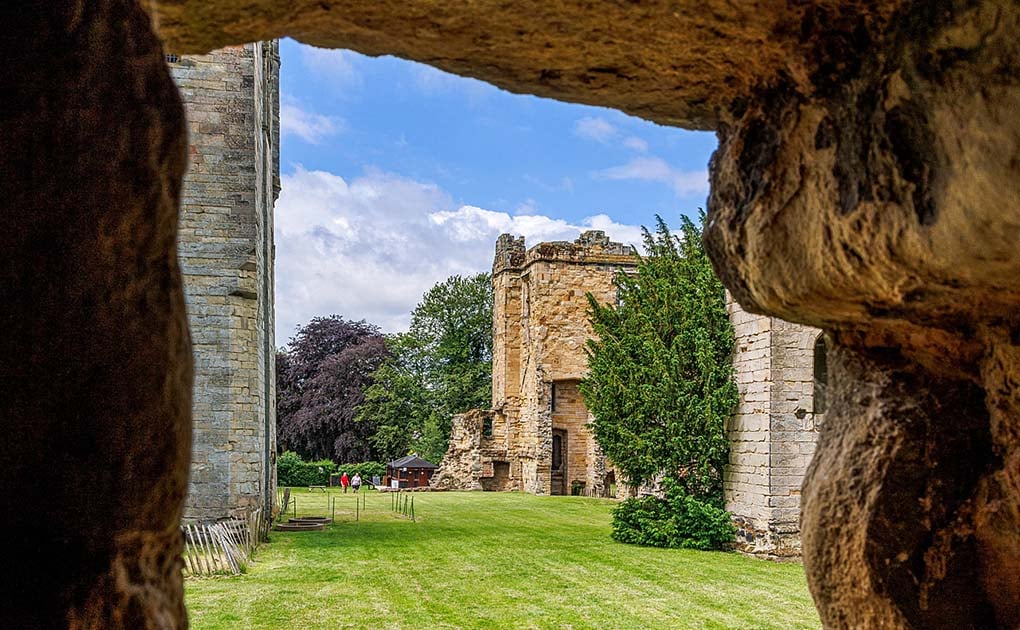 Prices and opening times for Ashby de la Zouch Castle | English Heritage