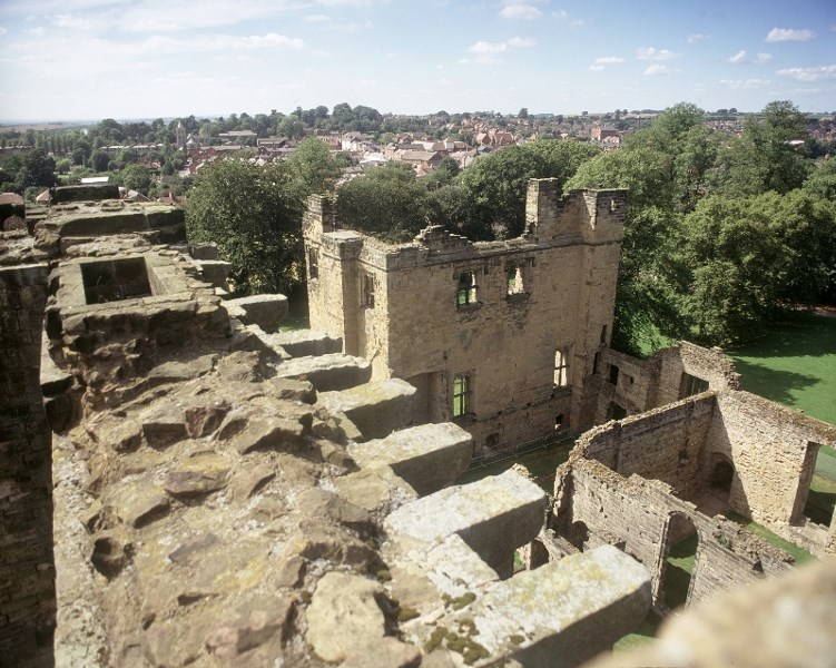 Ashby de la Zouch Castle | English Heritage