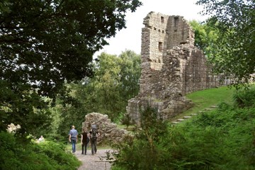 Beeston Castle and Woodland Park | English Heritage