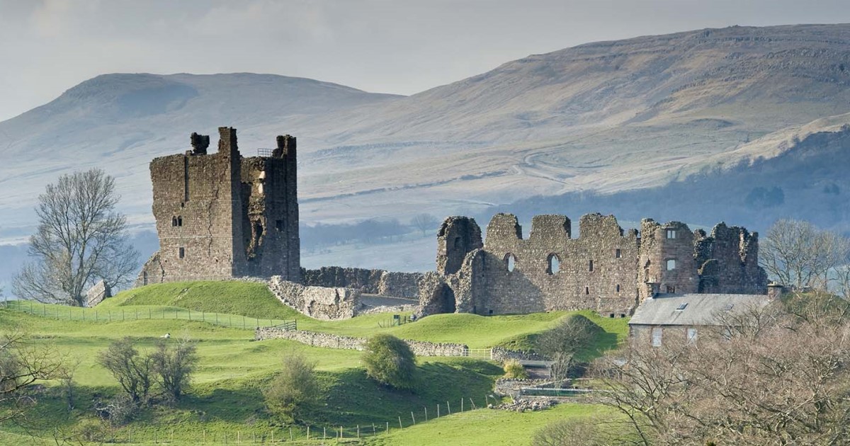 Brough Castle | English Heritage