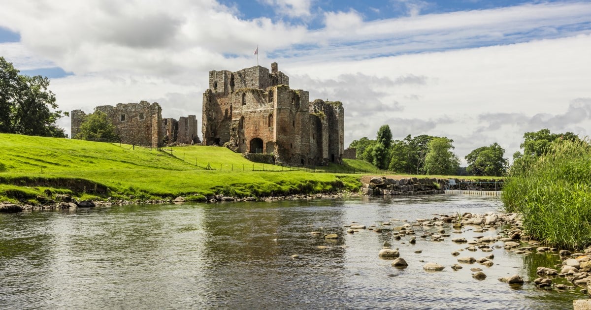 Prices and Opening Times for Brougham Castle | English Heritage