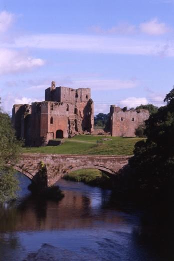 Brougham Castle | English Heritage