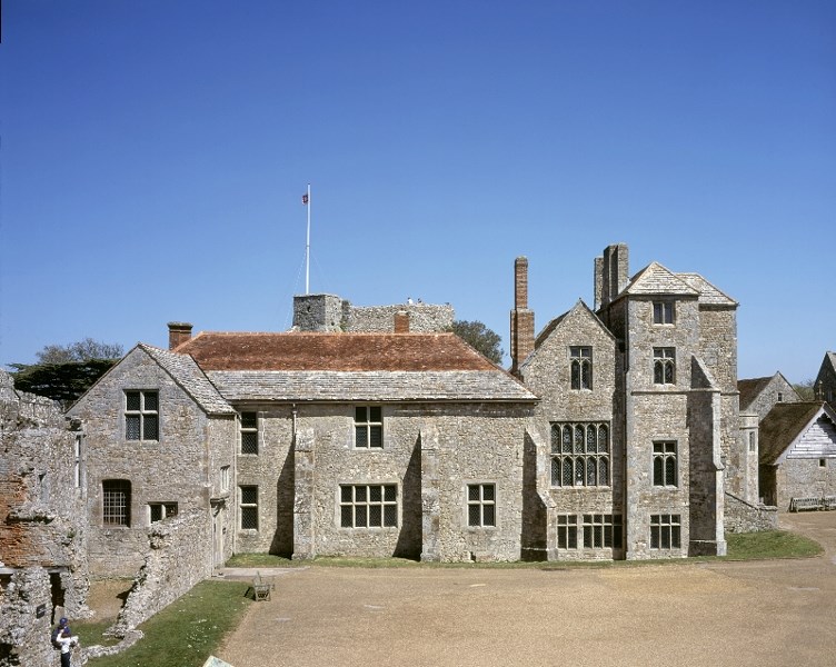 Carisbrooke Castle | English Heritage