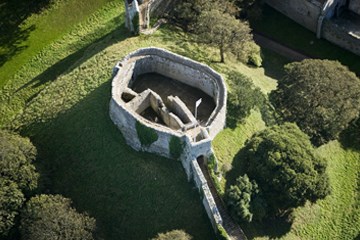 Visit Carisbrooke Castle | English Heritage