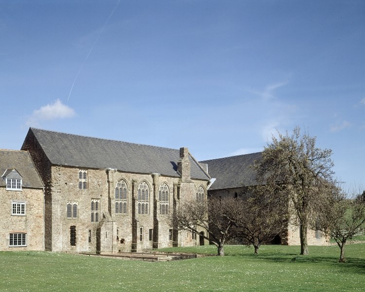 Cleeve Abbey | English Heritage