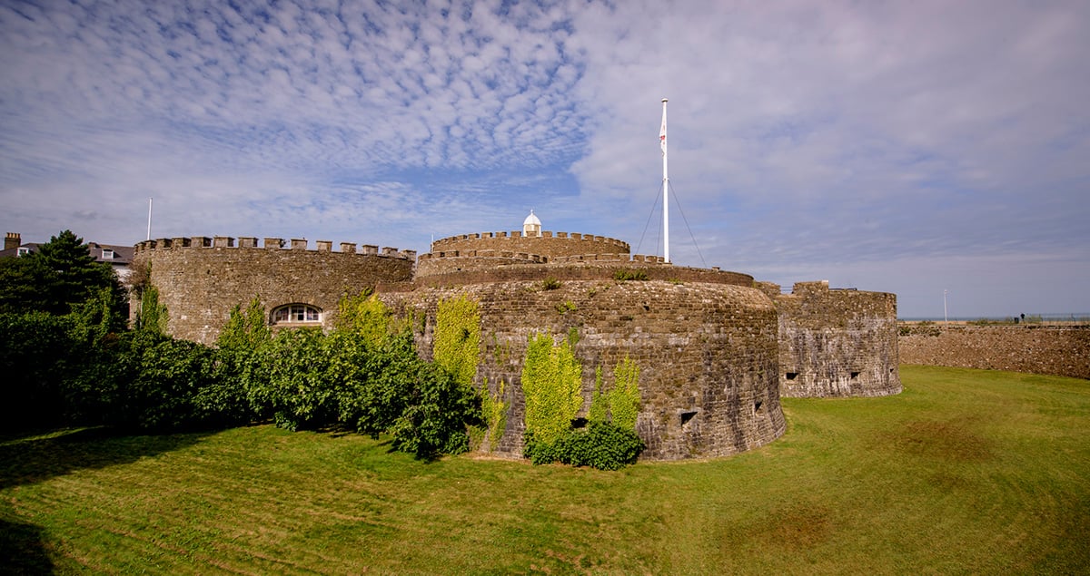 Prices and Opening Times for Deal Castle | English Heritage