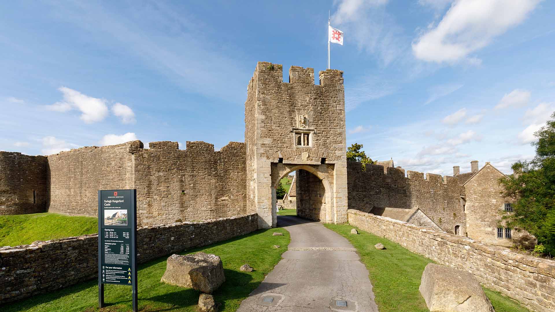 Prices and Opening Times for Farleigh Hungerford Castle | English Heritage