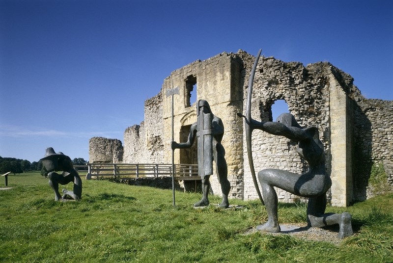 Helmsley Castle | English Heritage