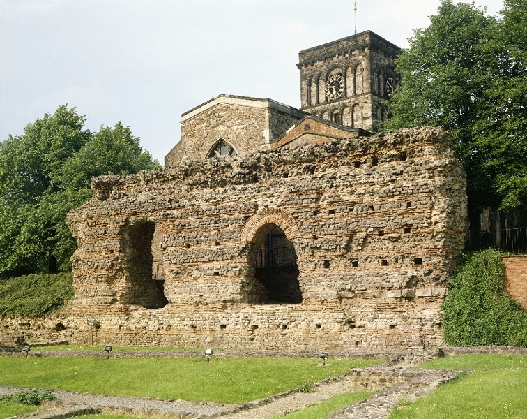 Jewry Wall | English Heritage