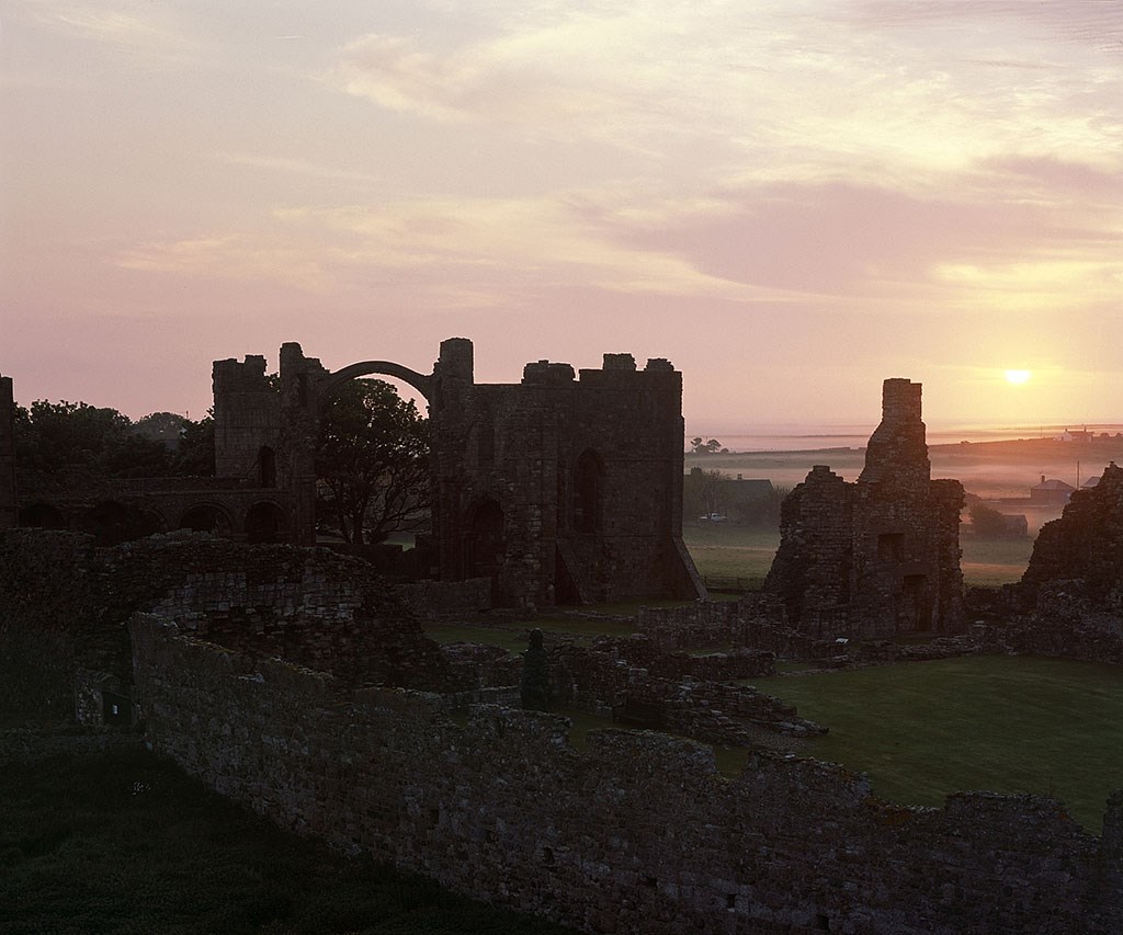 The Viking Raid on Lindisfarne | English Heritage