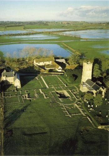 Muchelney Abbey | English Heritage
