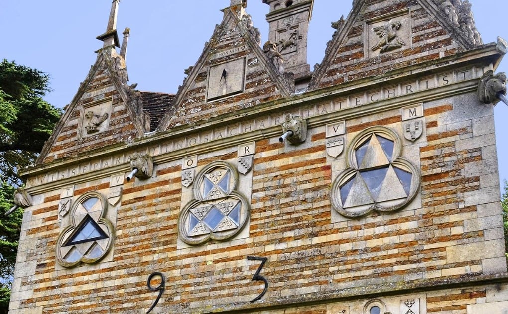 Rushton Triangular Lodge | English Heritage