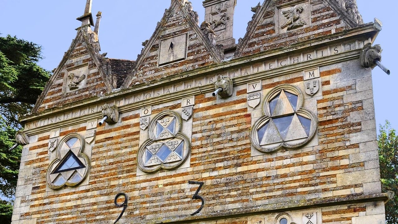 Rushton Triangular Lodge | English Heritage