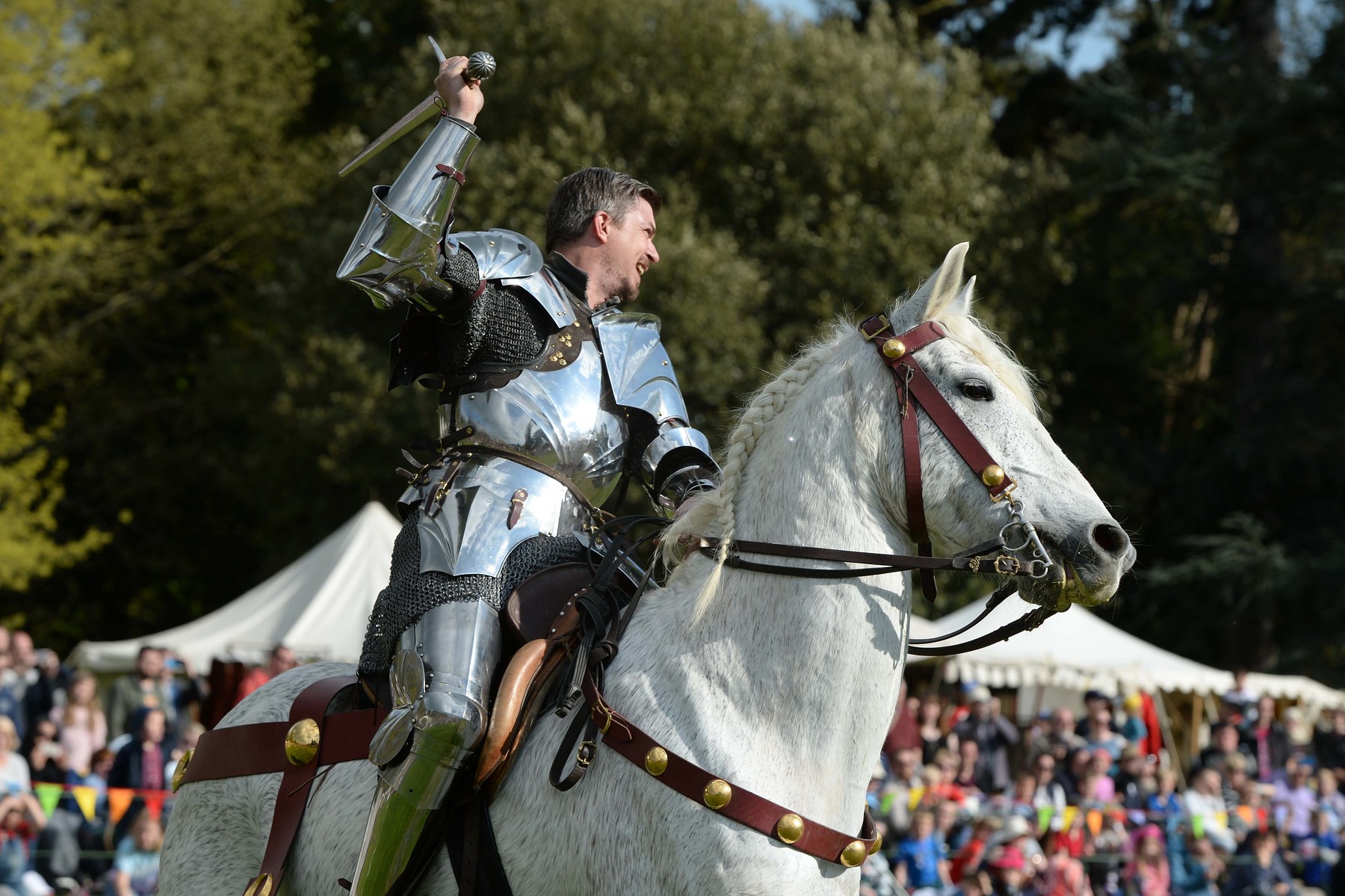 Bushmead Priory | English Heritage