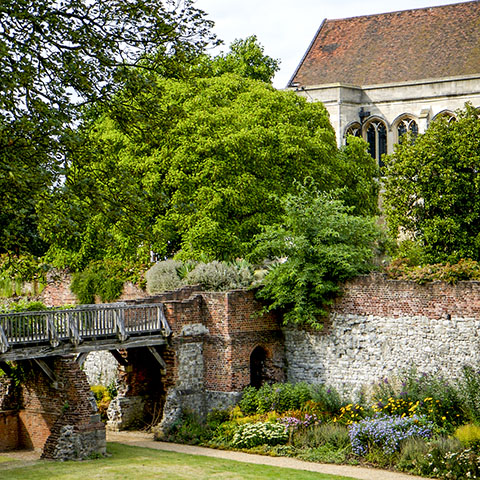 Eltham Palace and Gardens | English Heritage